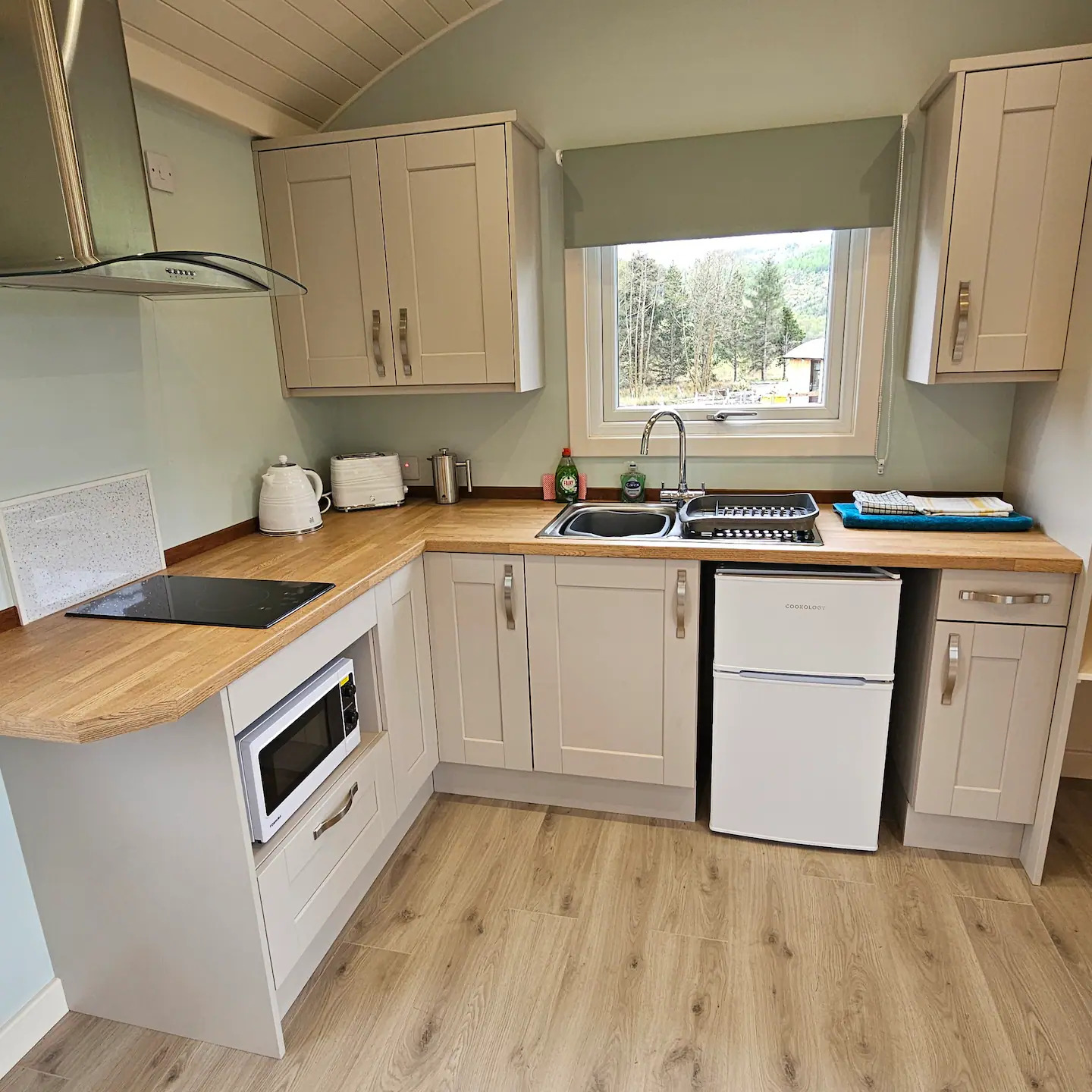 Tulloch Farm Luxury self-catering Fort William, Kitchen-A
